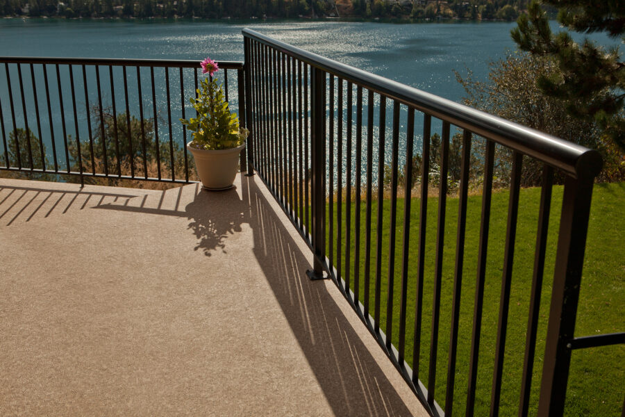 Picket Railing - Okanagan Sundeck Centre